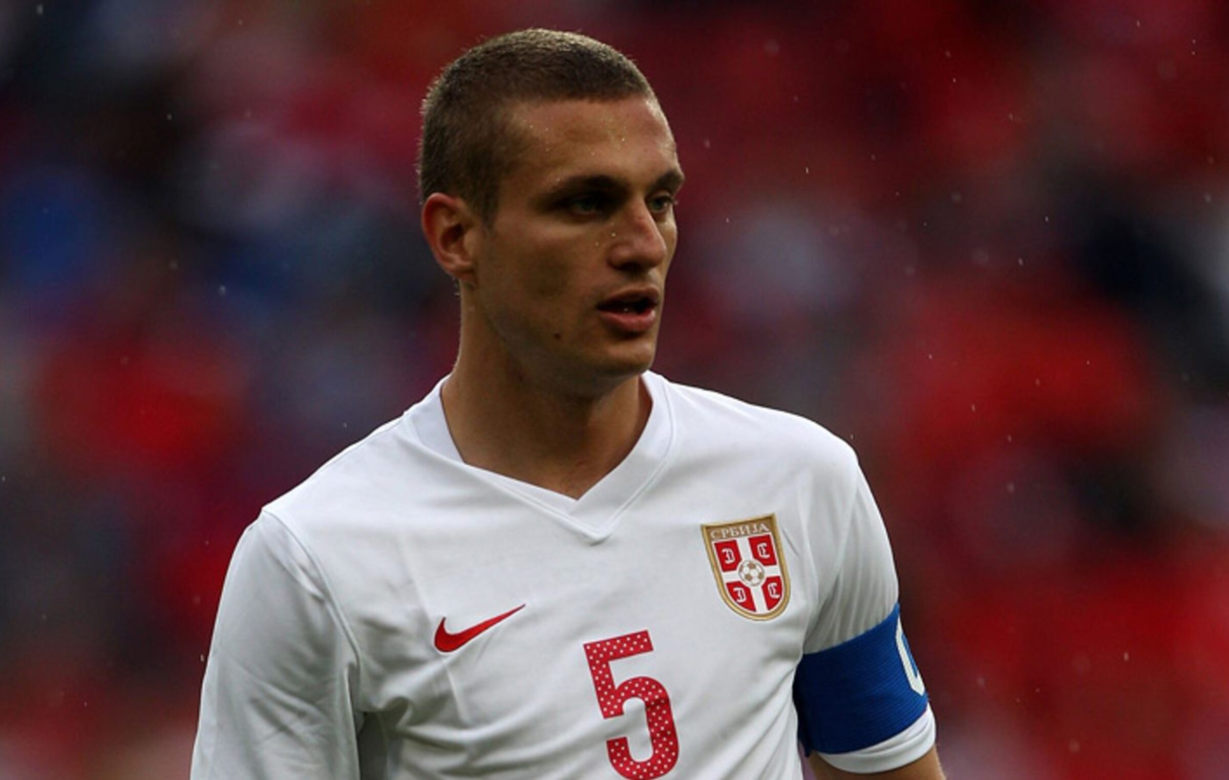 Nemanja Vidić žestoko o fudbalskom sistemu u Srbiji